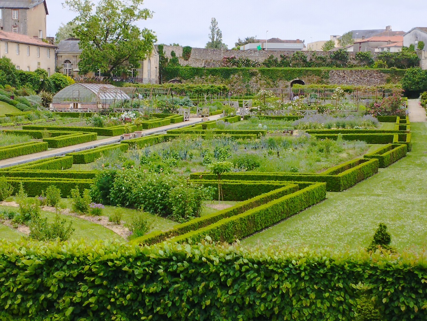 Jardin Potager du Château Colbert - Beaux jardins et Potagers